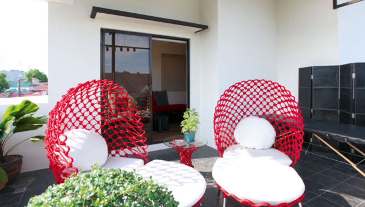 Pasilip sa Bahay ni Sweet! Ang Multi-Storey Property ni John Lapus ...