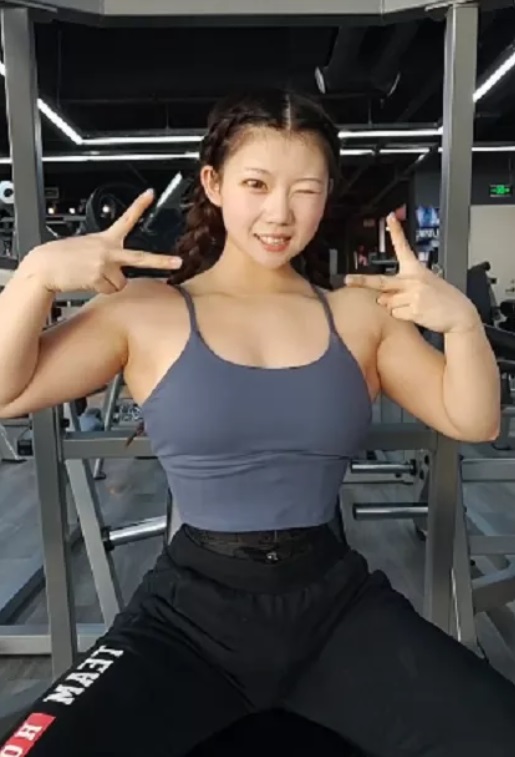 Kilalanin ang babaeng tinaguriang King Kong Barbie dahil sa kaniyang ...