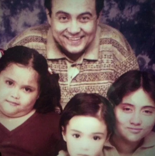 Siya si Angela Muhlach, ang magandang kapatid na babae ni Niño Muhlach ...