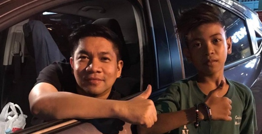 Hindi akalain ng lalaki na ito na maisasauli pa sa kaniya ng isang ... Hindi akalain ng lalaki na ito na maisasauli pa sa kaniya ng isang ...