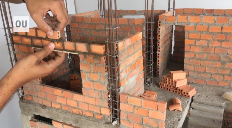 Isang lalaki gumawa ng isang miniature na bahay gamit lamang ang ...