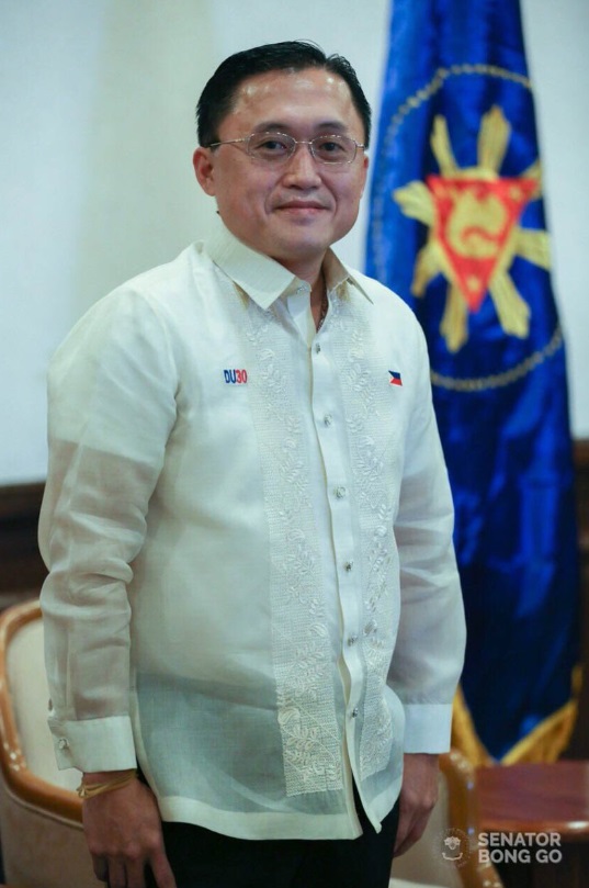 Senador Bong Go proud na proud sa kaniyang topnotcher na anak: “Pareho ...